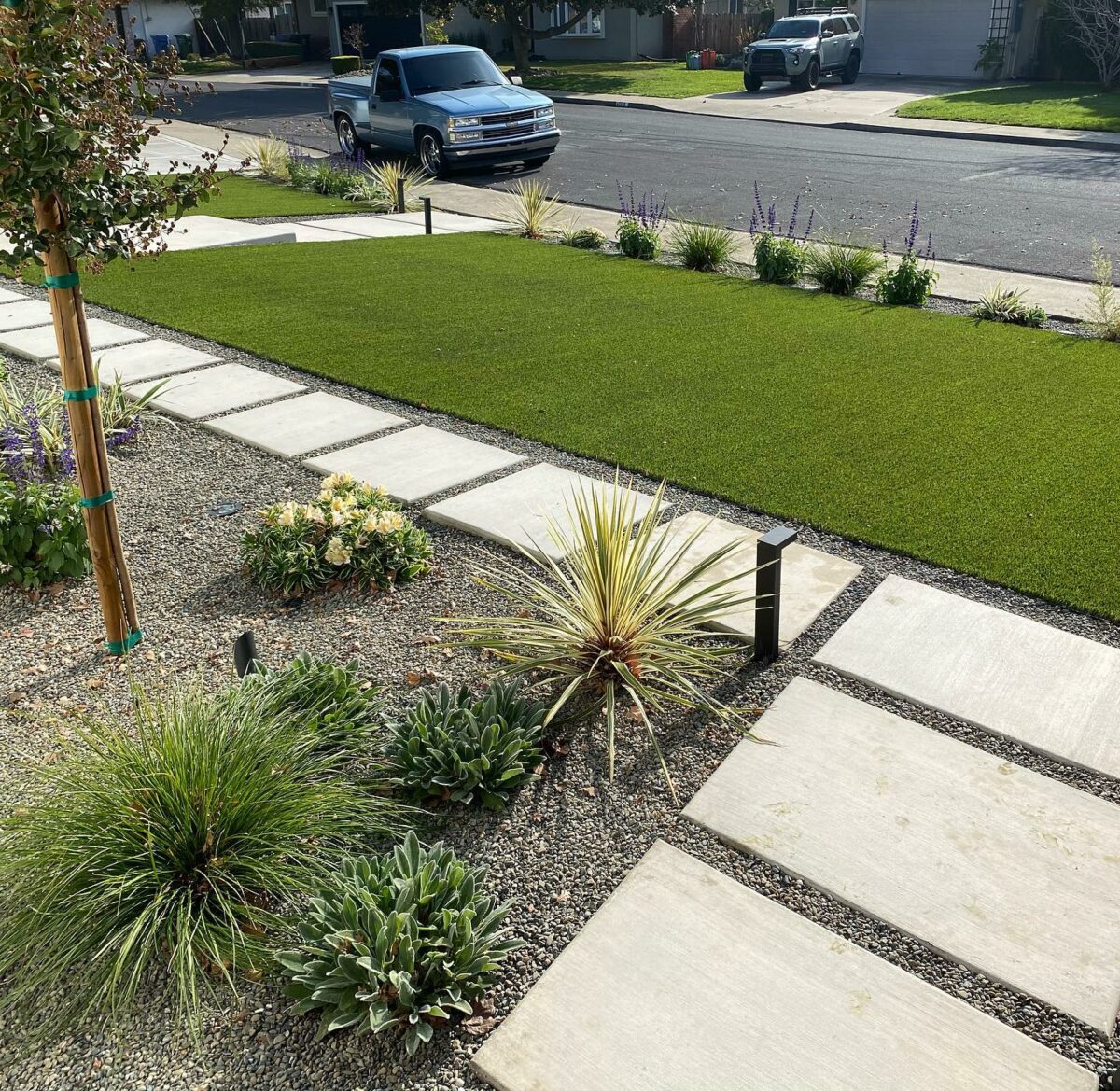Front Walkway and Turf Yardzen Project in Walnut Creek - FG Pavers and Turf